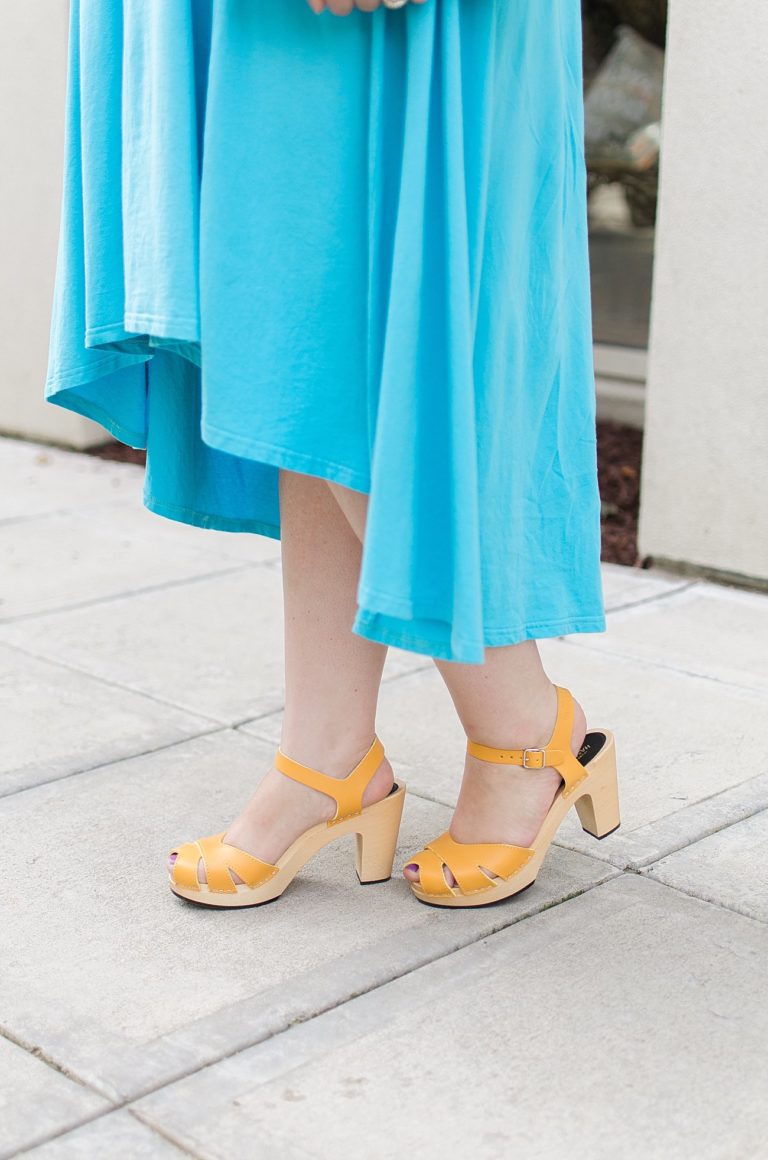 How to Style Swedish Clogs | Fashion & Beauty | Still Being Molly
