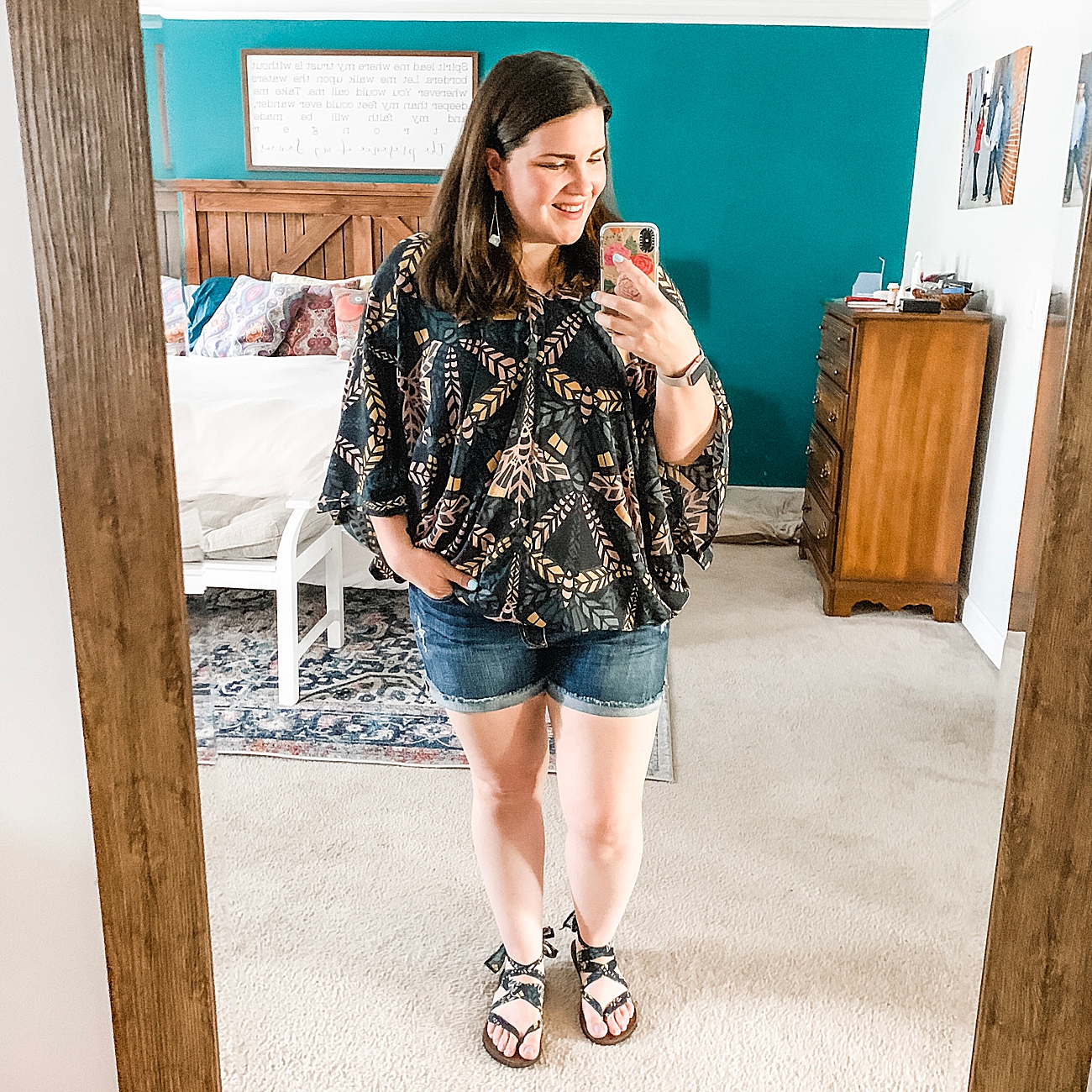 7 Ways to Style the Sseko Designs Multi-Way Shawl | VIDEO | Still Being ...